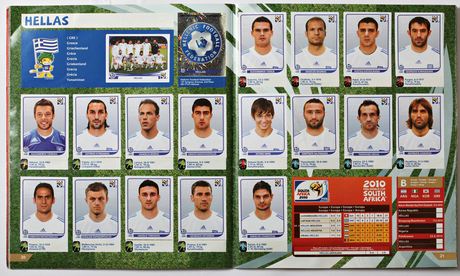 La obsesión por coleccionar los álbumes Panini del Mundial de Futbol